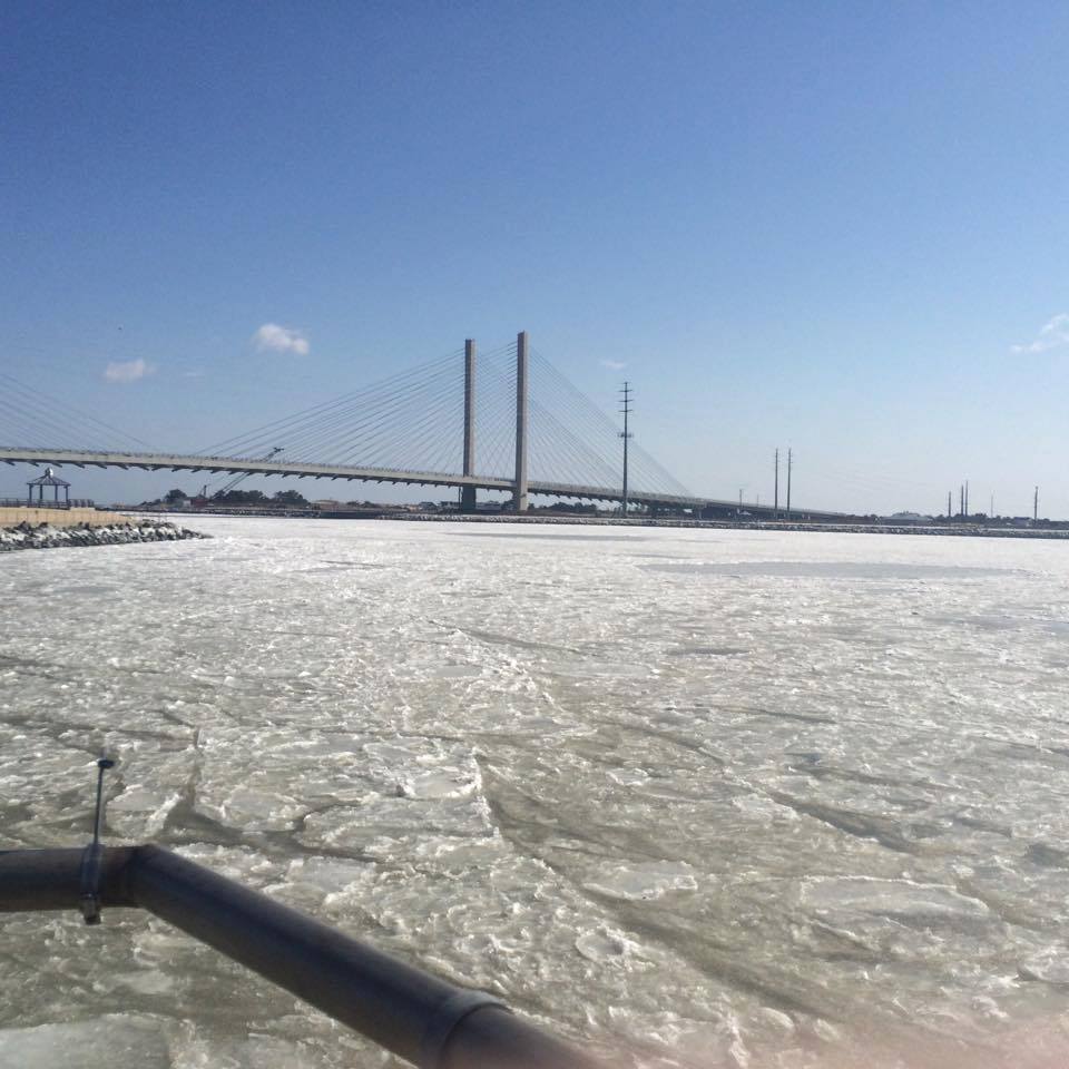 Indian River Inlet frozen over - delaware-surf-fishing.com