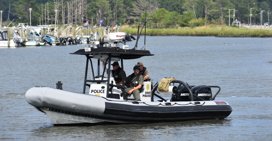 DNREC DNR Police boat - delaware-surf-fishing.com
