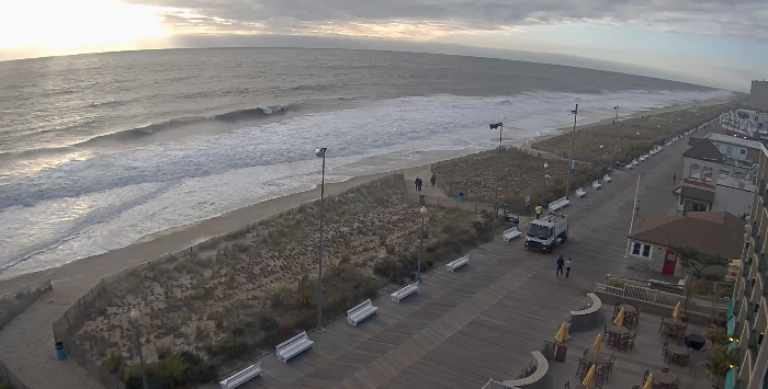 Rehoboth beach at 8 AM Friday morning high tide - delaware-surf-fishing.com