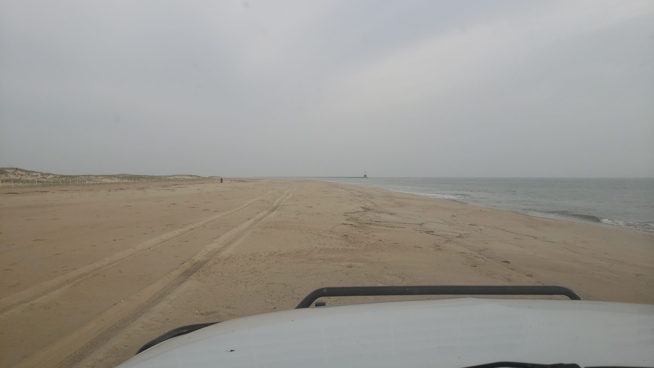 Oceanside of the beach headed to the point - delaware-surf-fishing.com