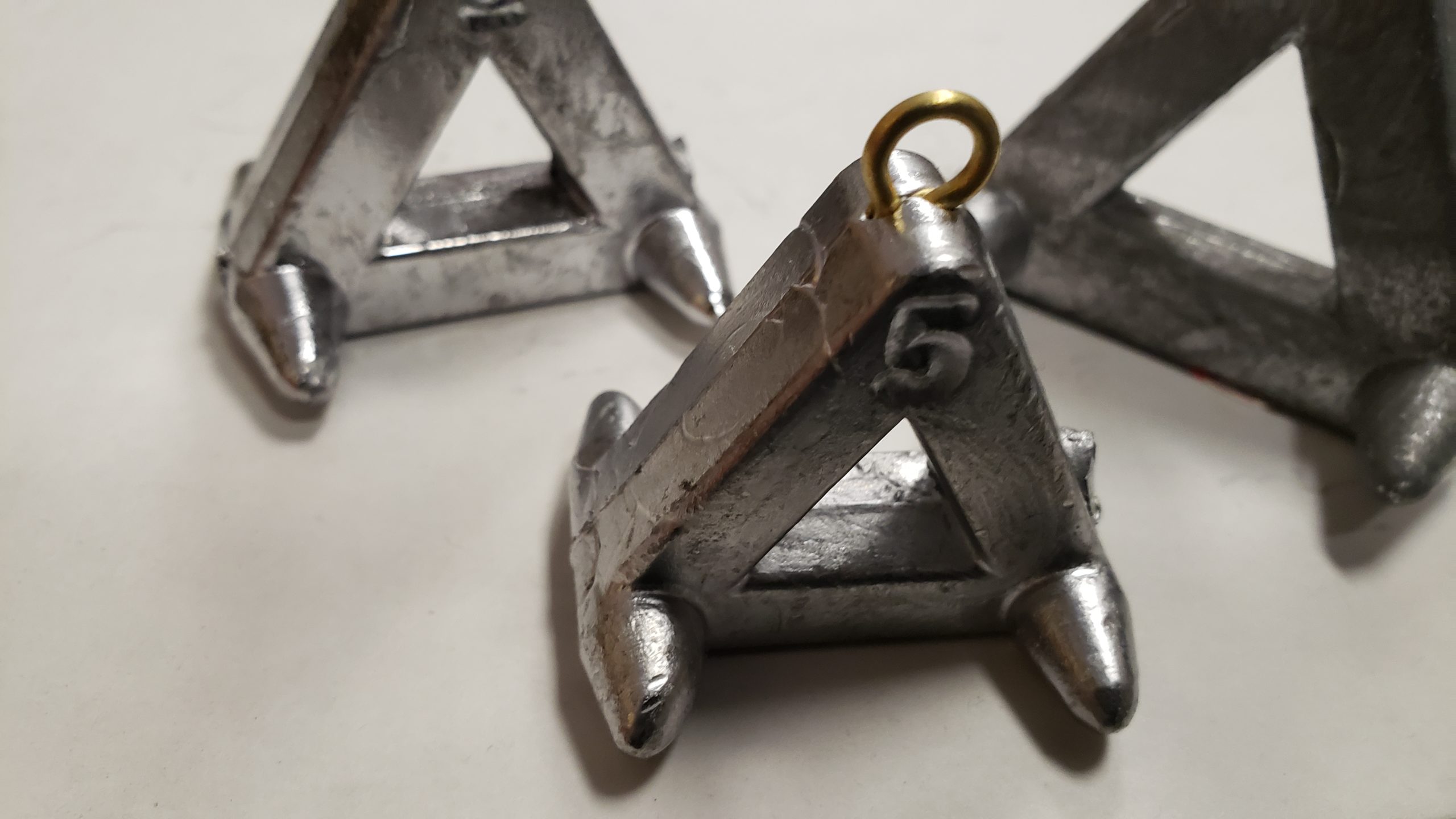 claw sinker 2 - delaware-surf-fishing.com