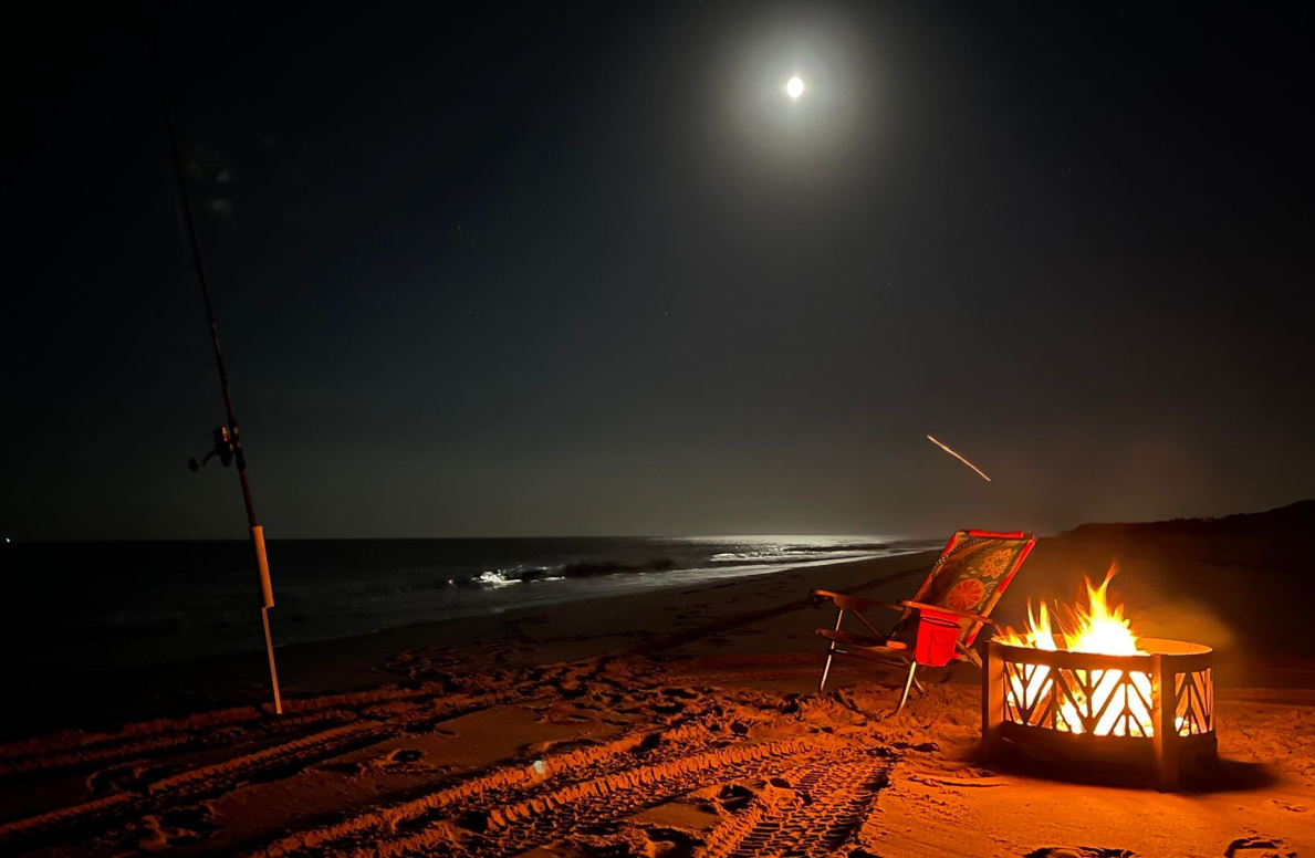 night fishing 2 - delaware-surf-fishing.com